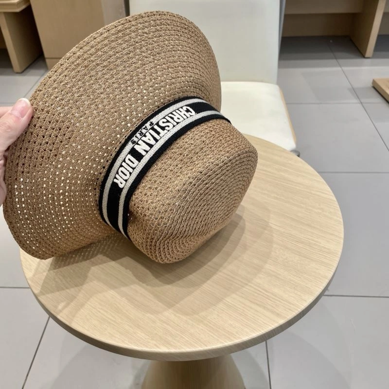 Top match Christian Dior Caps