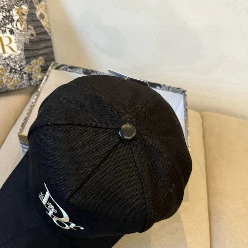 Accurate model Christian Dior Caps