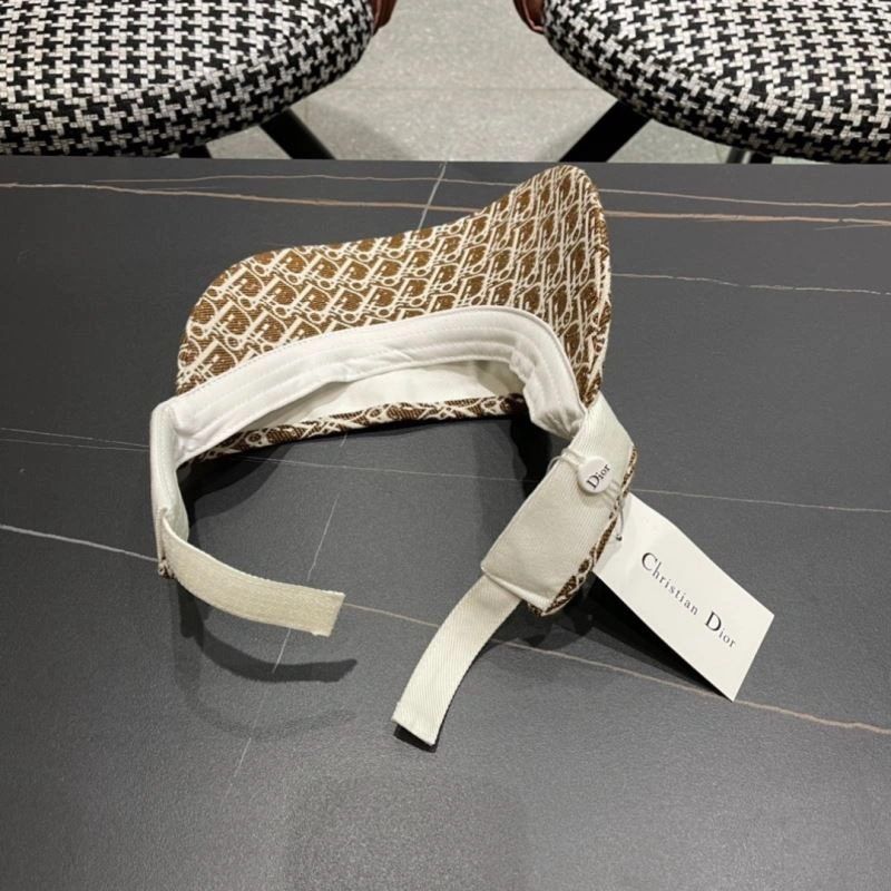 Accurate model Christian Dior Caps