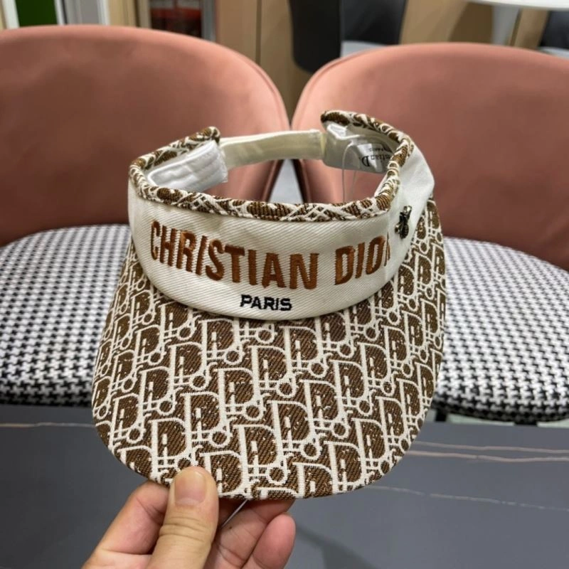 Accurate model Christian Dior Caps