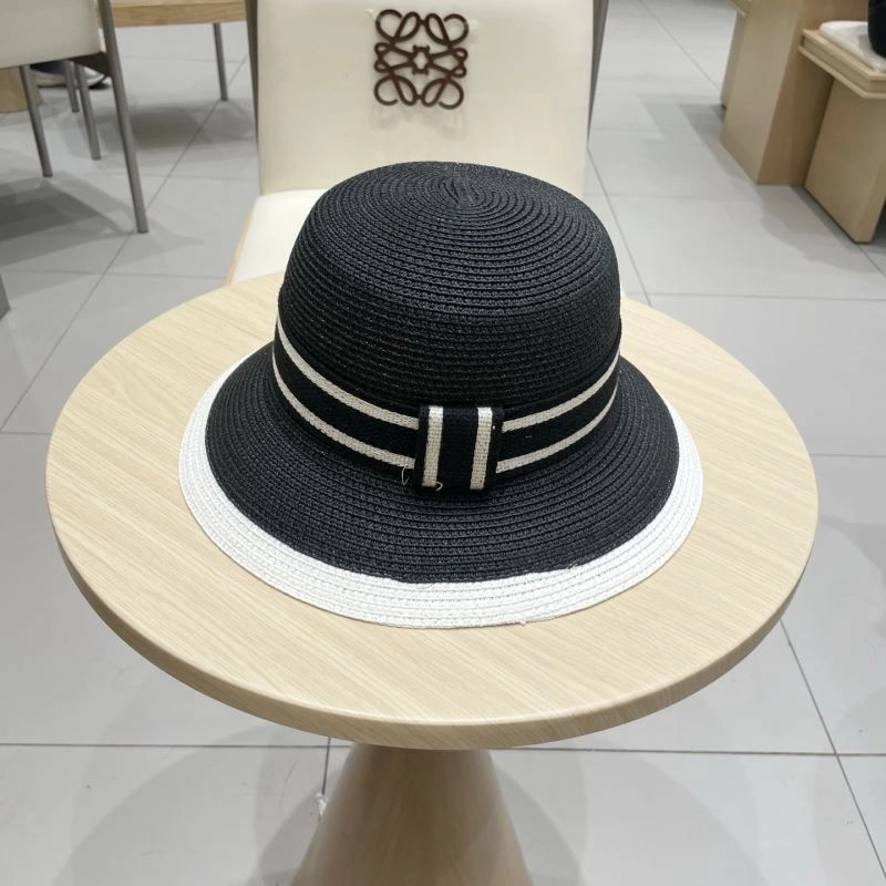 Top match Christian Dior Caps