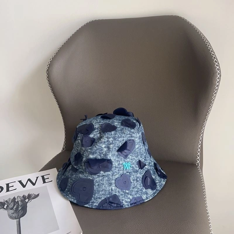Christian Dior Caps