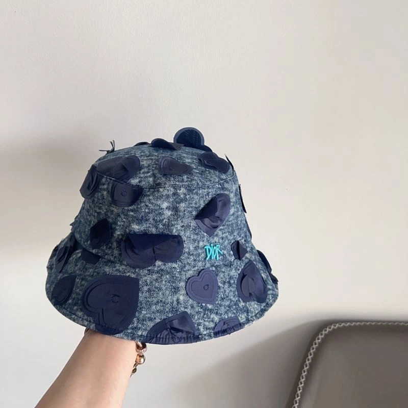 Top match Christian Dior Caps