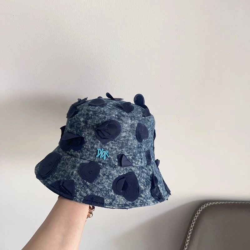 Top match Christian Dior Caps