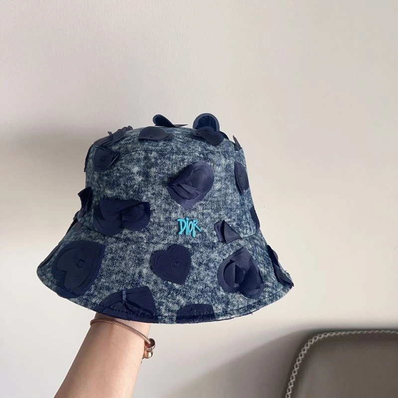 Top match Christian Dior Caps