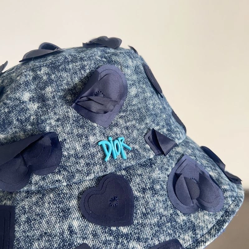 Top match Christian Dior Caps