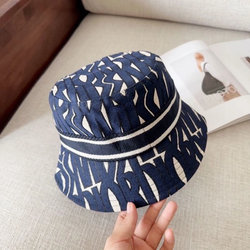 Exact replica Christian Dior Caps