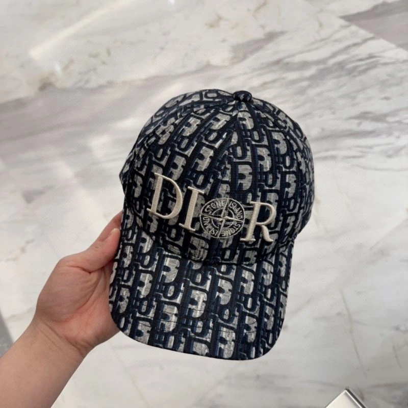 Accurate model Christian Dior Caps