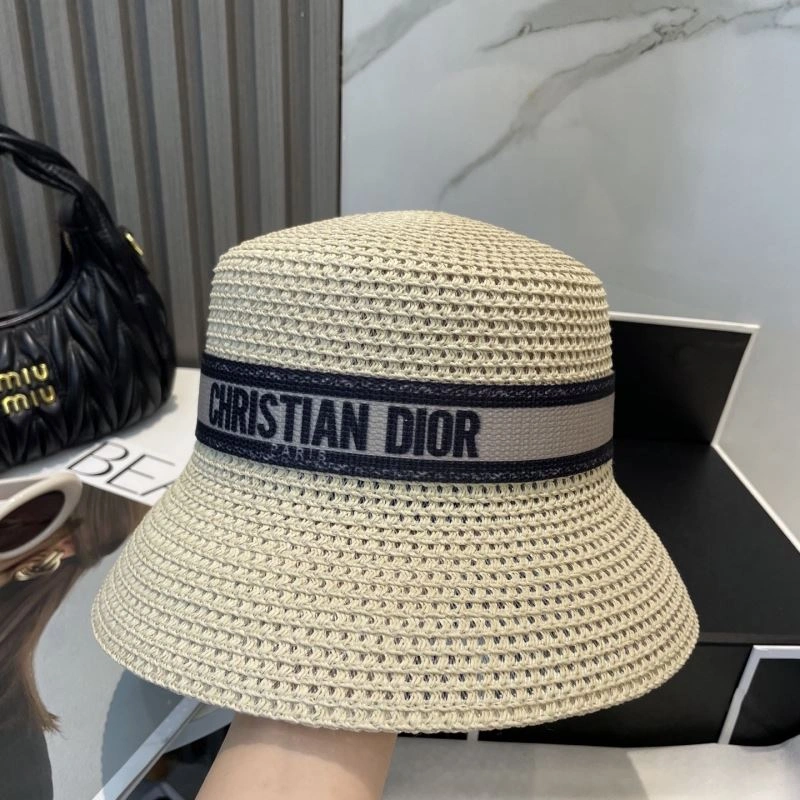Bargain Christian Dior Caps