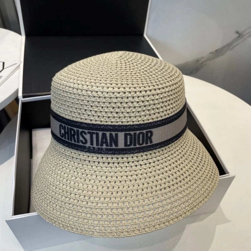 Bargain Christian Dior Caps