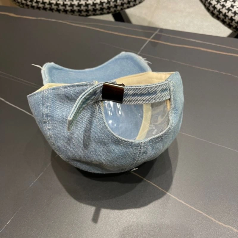 Accurate model Christian Dior Caps