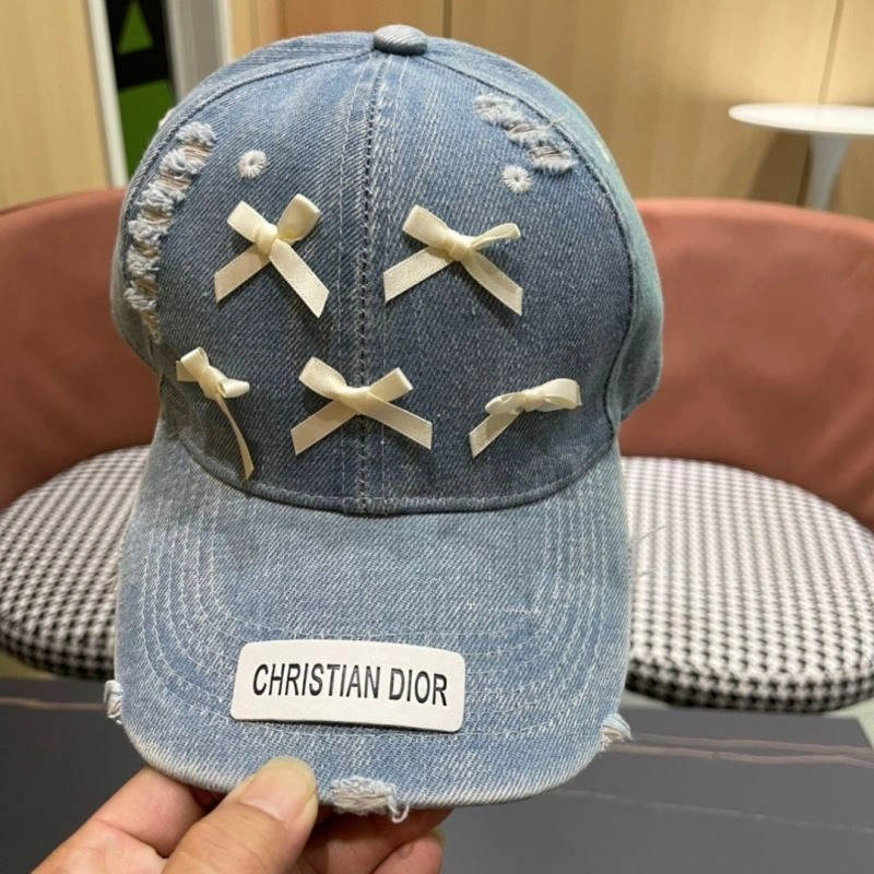 Accurate model Christian Dior Caps