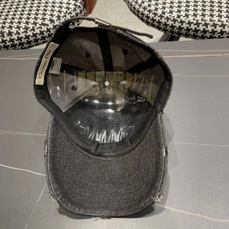 Christian Dior Caps