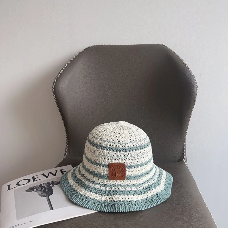 Accurate model Christian Dior Caps