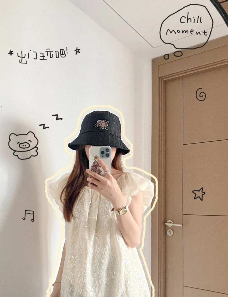 Christian Dior Caps