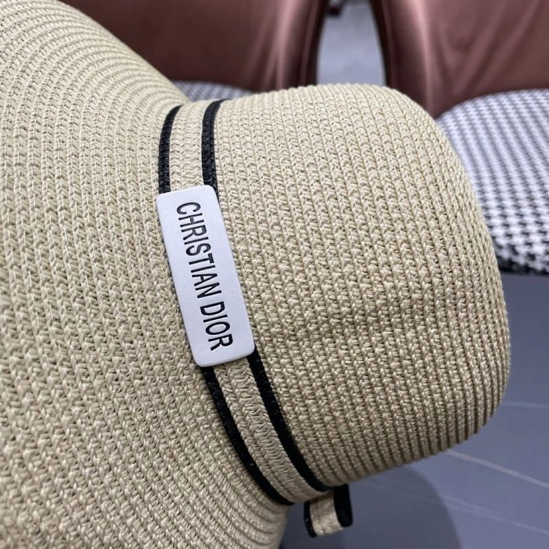 Accurate model Christian Dior Caps