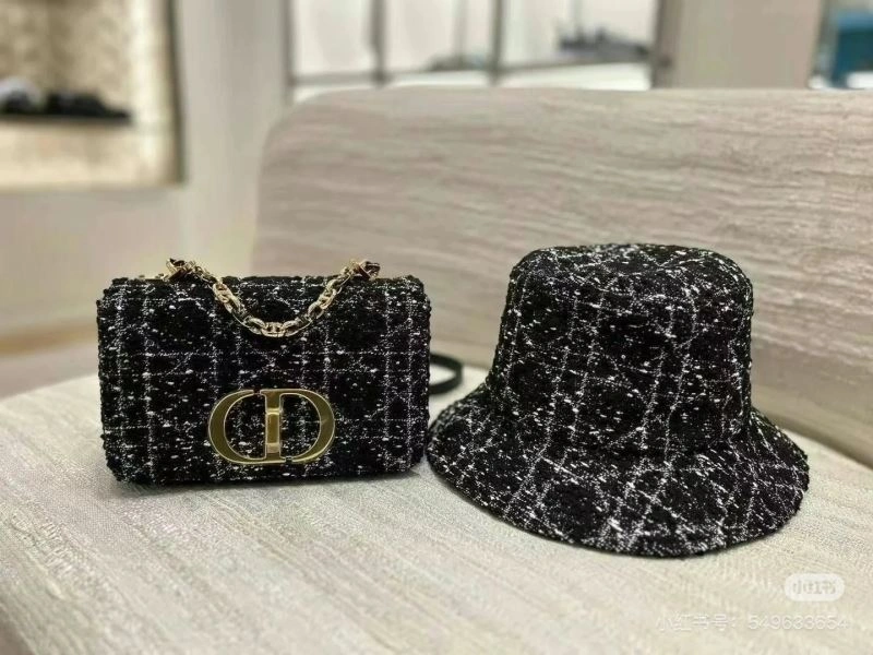 Bargain Christian Dior Caps