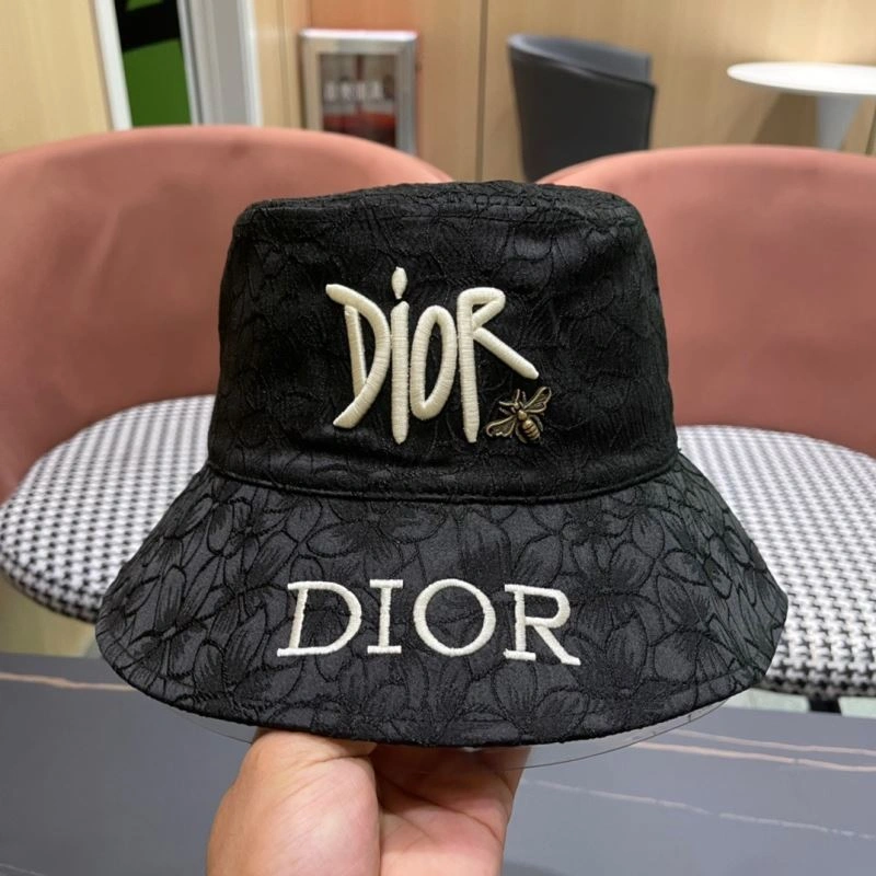 Accurate model Christian Dior Caps