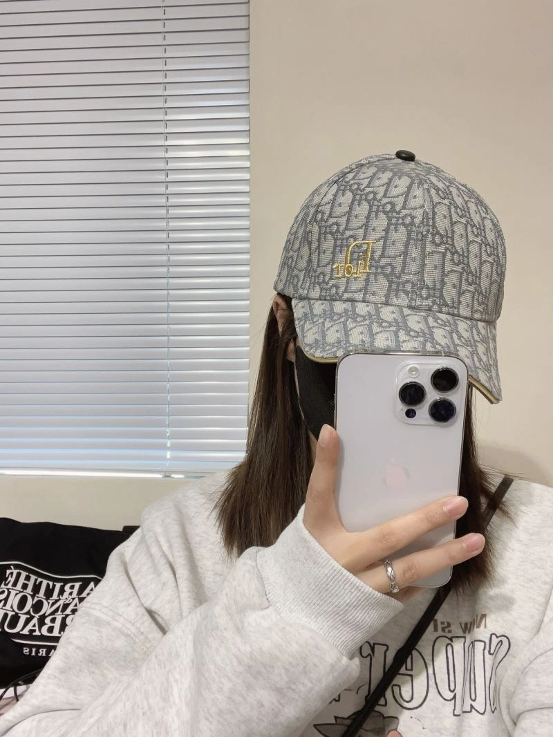 Christian Dior Caps