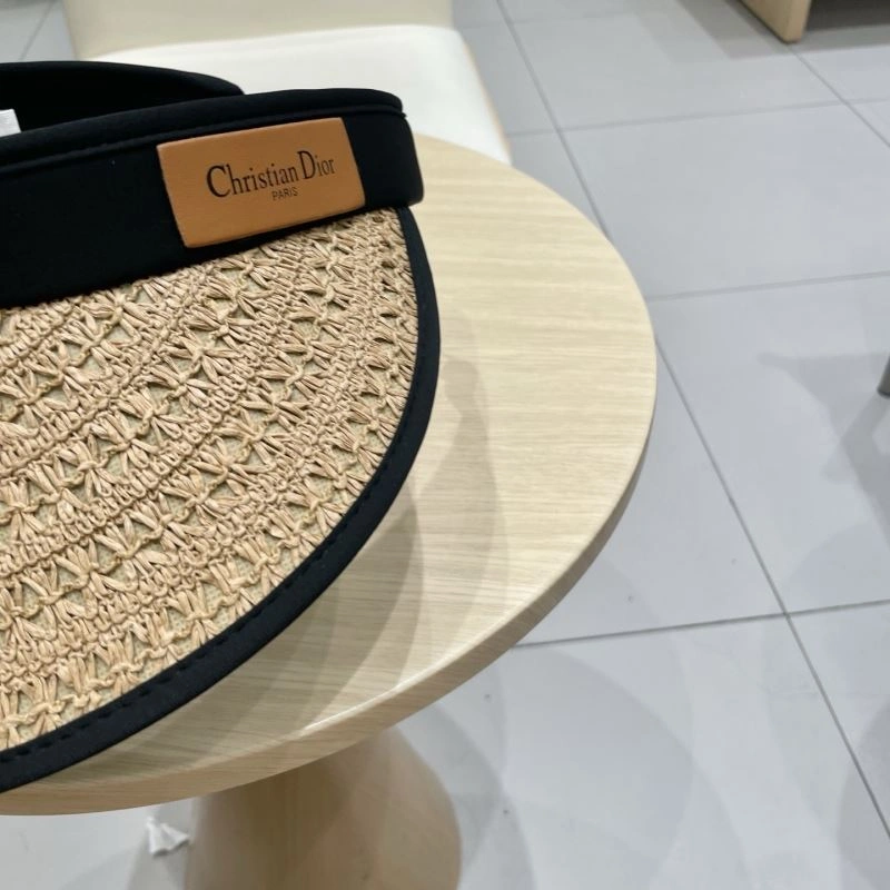Bargain Christian Dior Caps