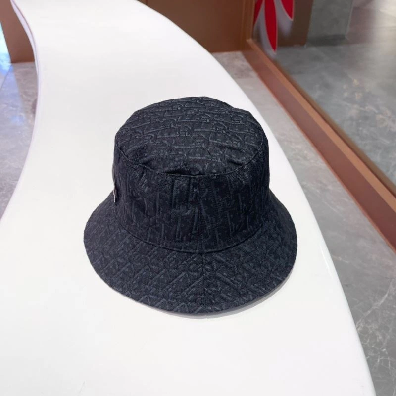 Top match Christian Dior Caps
