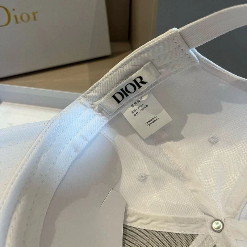 Top match Christian Dior Caps