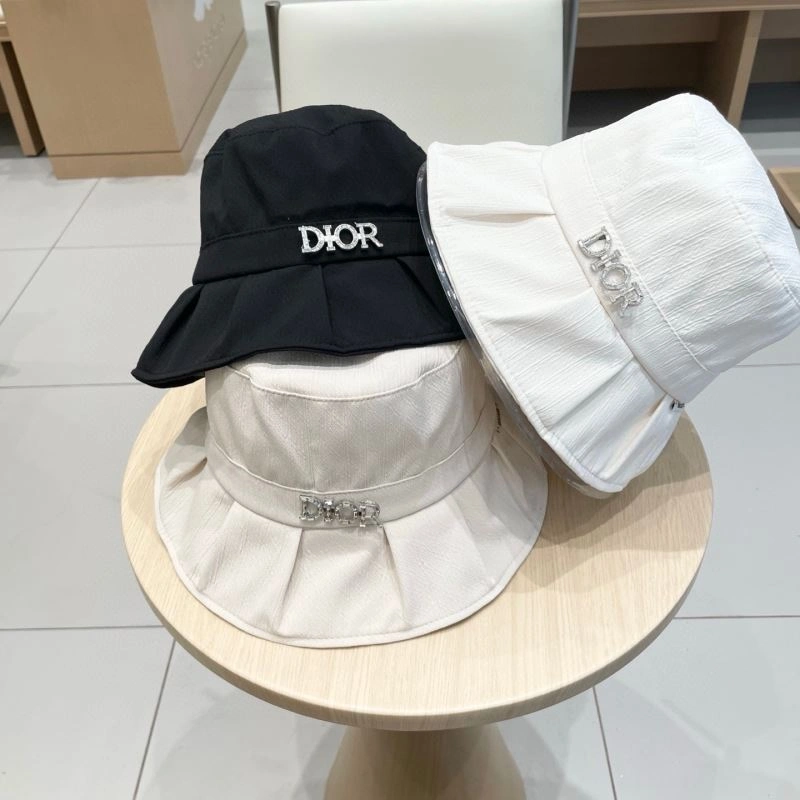 Accurate model Christian Dior Caps