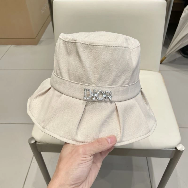 Accurate model Christian Dior Caps