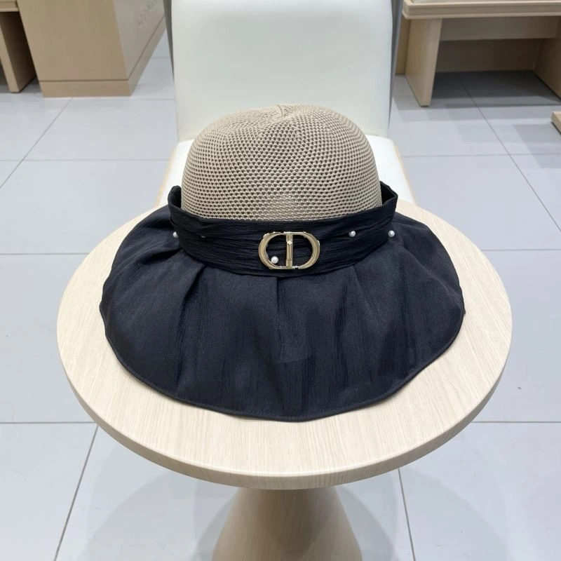 Bargain Christian Dior Caps