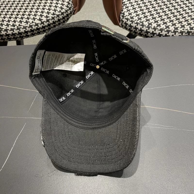 Bargain Christian Dior Caps