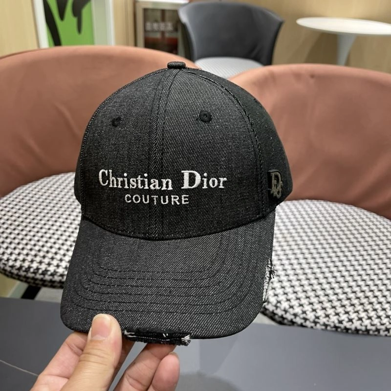 Bargain Christian Dior Caps