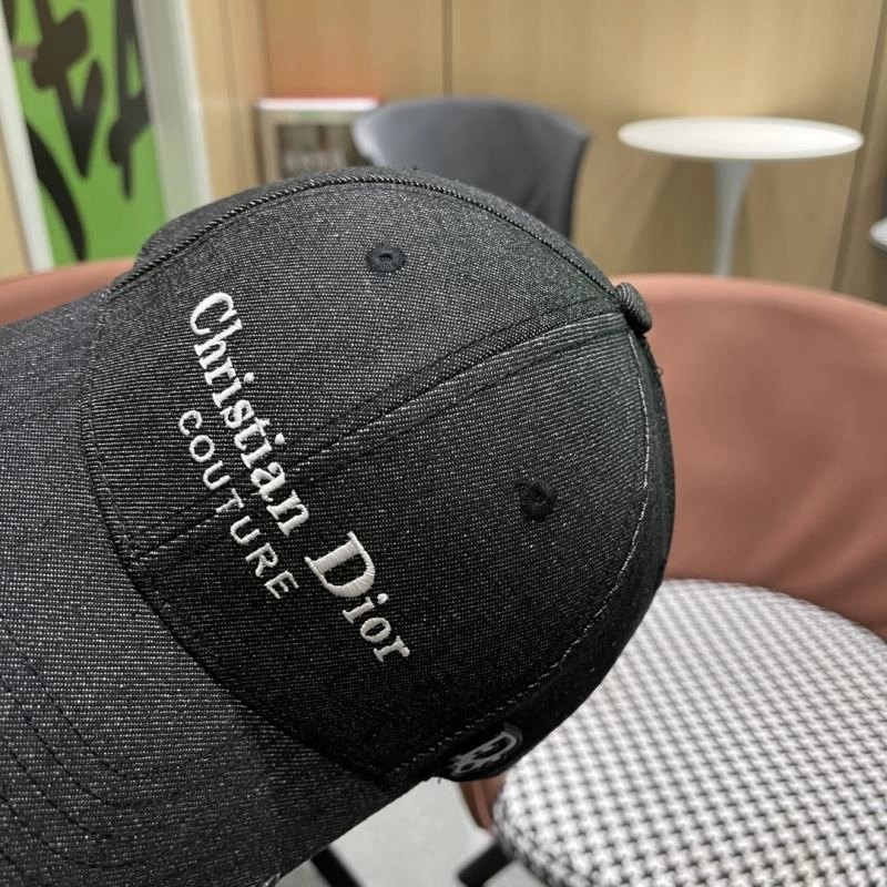 Bargain Christian Dior Caps