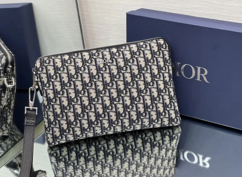 Brand-authenticated Christian Dior Clutch Bags