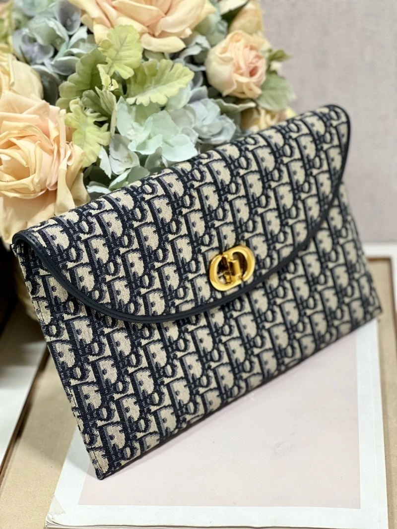 Bargain Christian Dior Clutch Bags