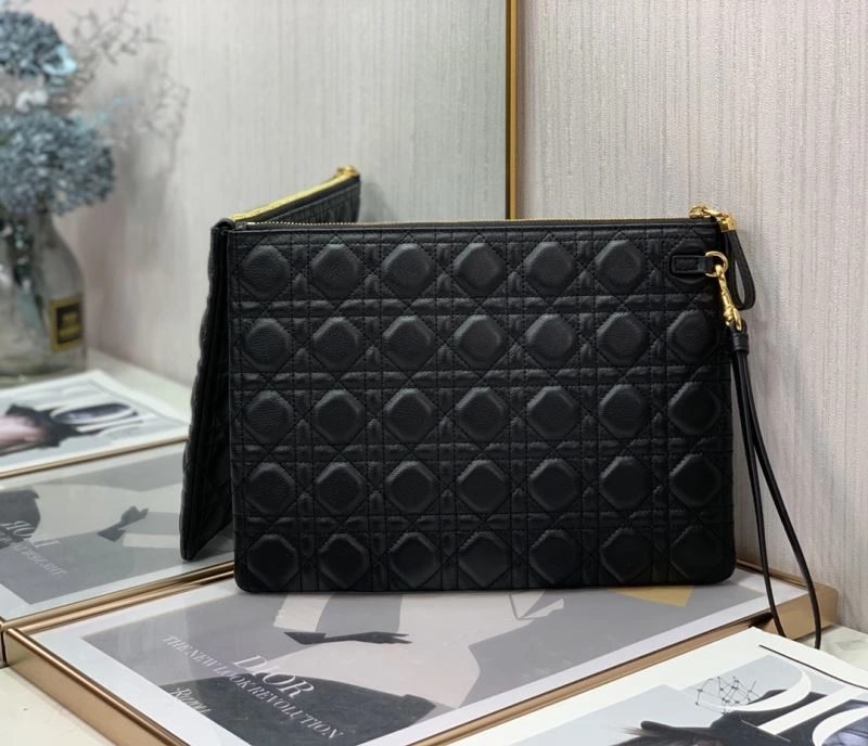 Discounted Christian Dior Clutch Bags