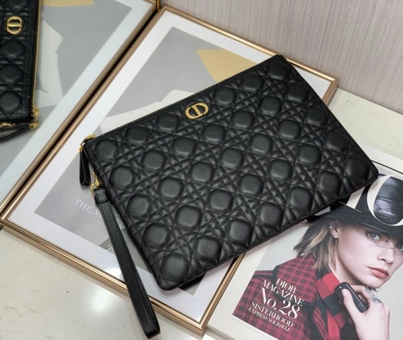 Discounted Christian Dior Clutch Bags