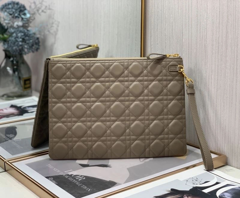 Economical Christian Dior Clutch Bags