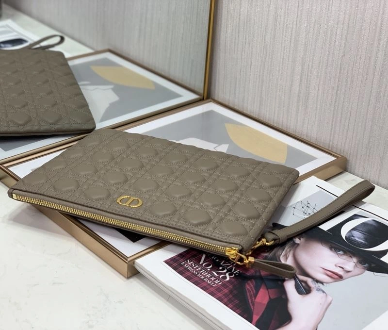 Economical Christian Dior Clutch Bags