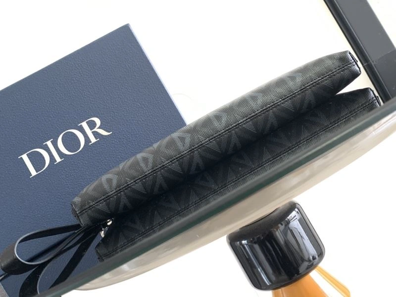 Economical Christian Dior Clutch Bags