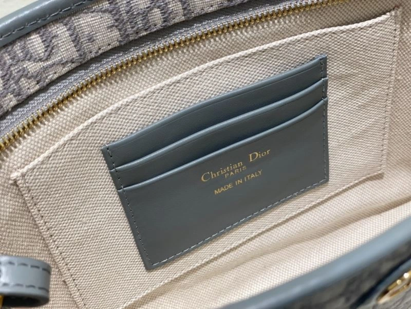 Discounted Christian Dior Clutch Bags