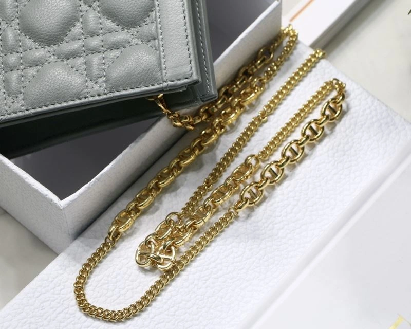 Discounted Christian Dior Clutch Bags