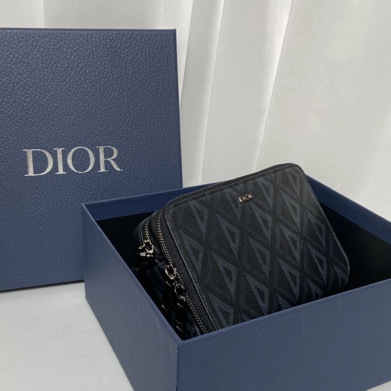 Top mirror Christian Dior Clutch Bags