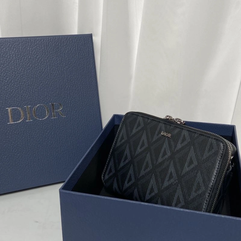 Top mirror Christian Dior Clutch Bags