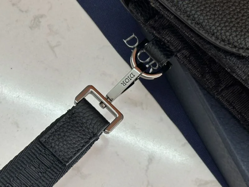 Low-cost Christian Dior Clutch Bags