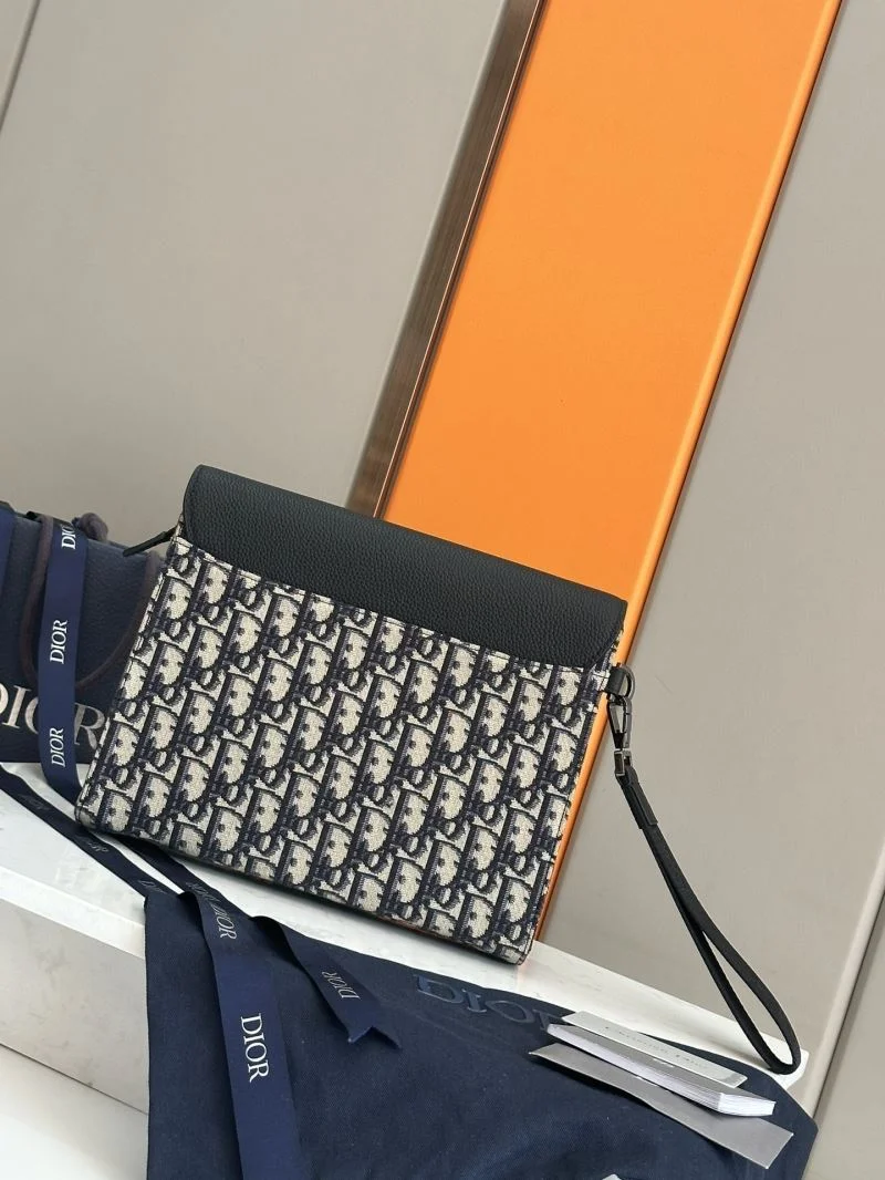Top match Christian Dior Clutch Bags