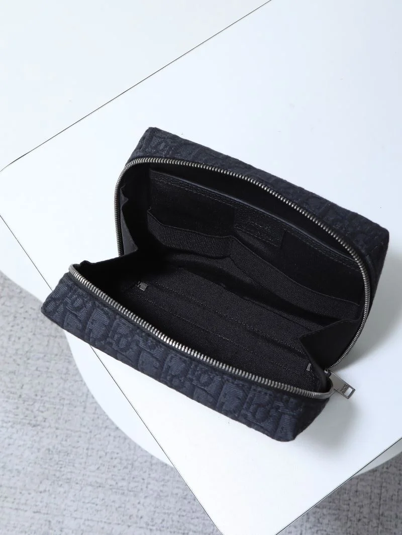 Bargain Christian Dior Clutch Bags