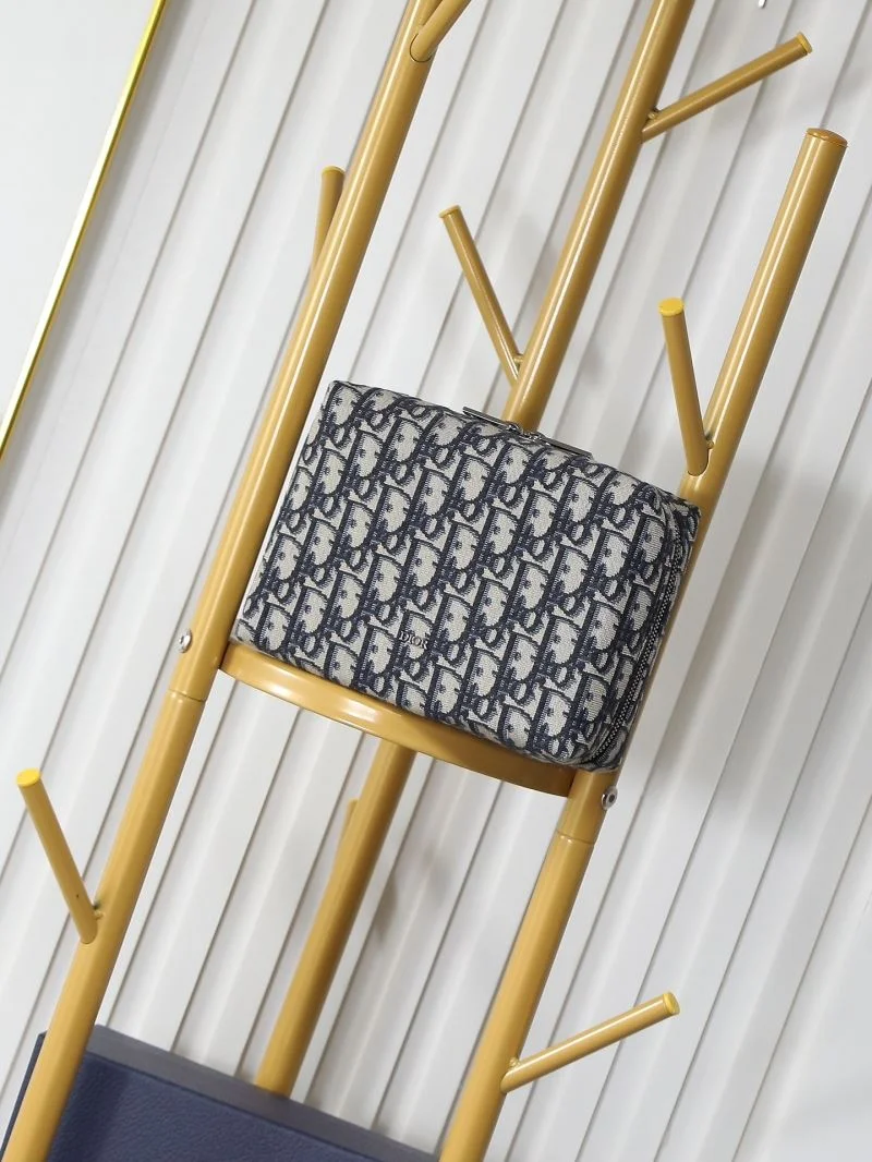 Christian Dior Clutch Bags