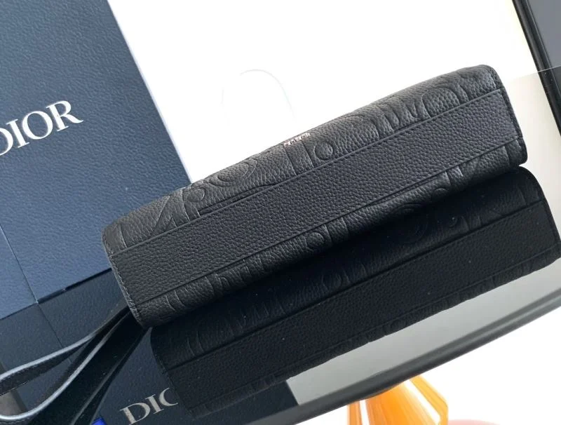 Economical Christian Dior Clutch Bags