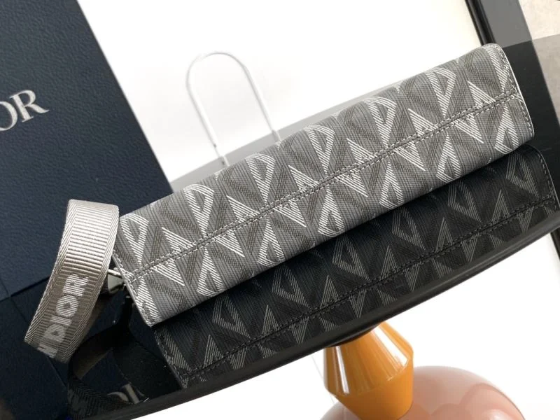 Affordable Christian Dior Clutch Bags
