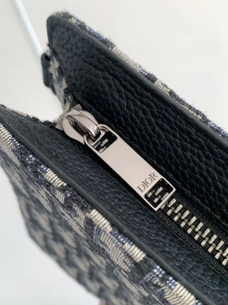 Low-cost Christian Dior Clutch Bags